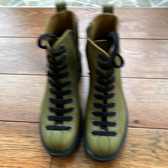 John Fluevog | Shoes | John Fluvog Slacker Lace Up Ankle Boots | Poshmark